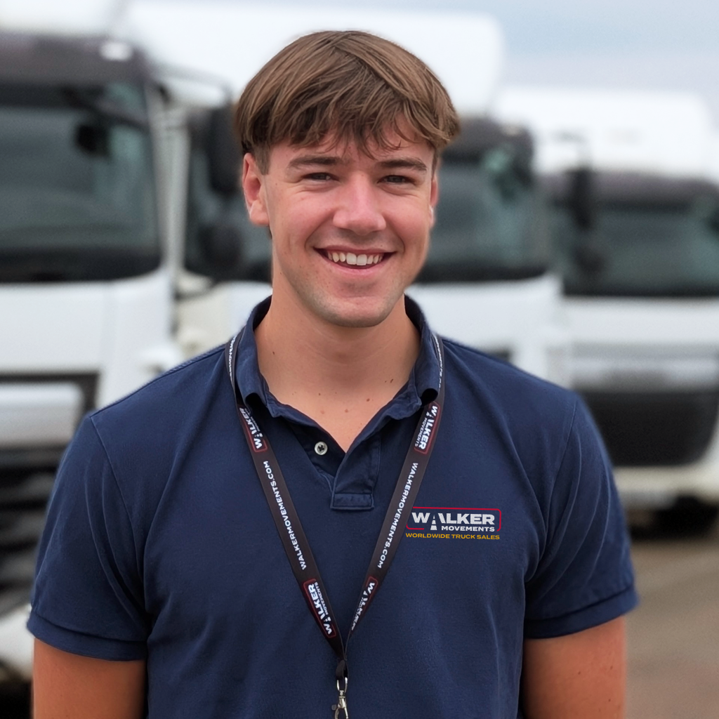 Tractor Units vs Rigid Trucks: Types & Uses - Walker Movements