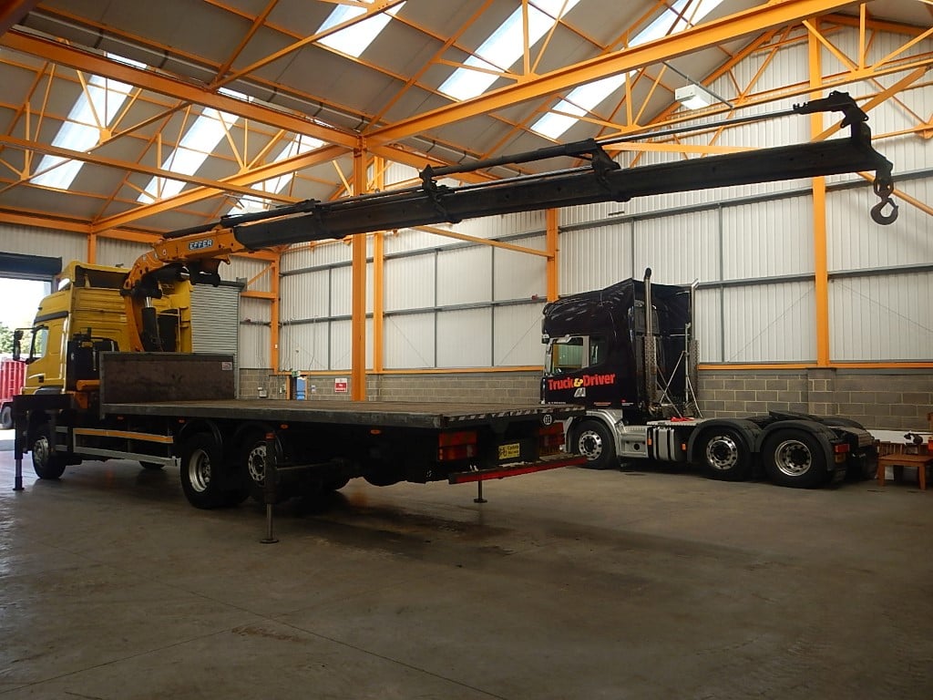 MERCEDES BENZ AXOR 2543 6 X 2 26 TONNE DRAWBAR SPEC FLATBED/CRANE ...