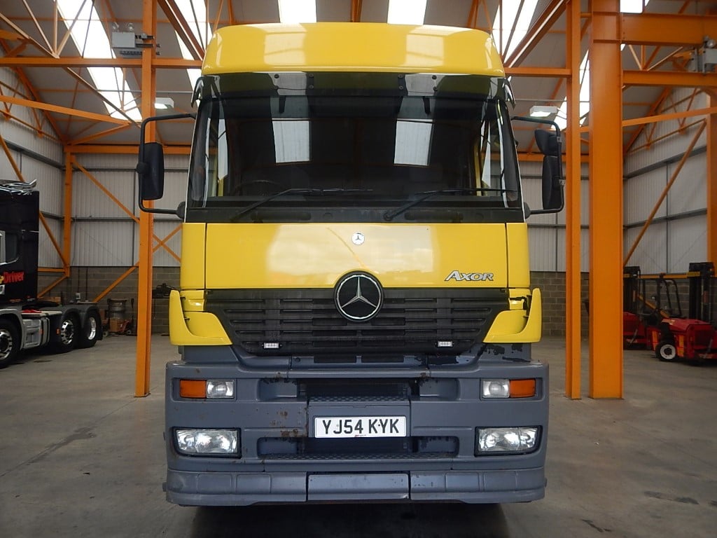 MERCEDES BENZ AXOR 2543 6 X 2 26 TONNE DRAWBAR SPEC FLATBED/CRANE ...