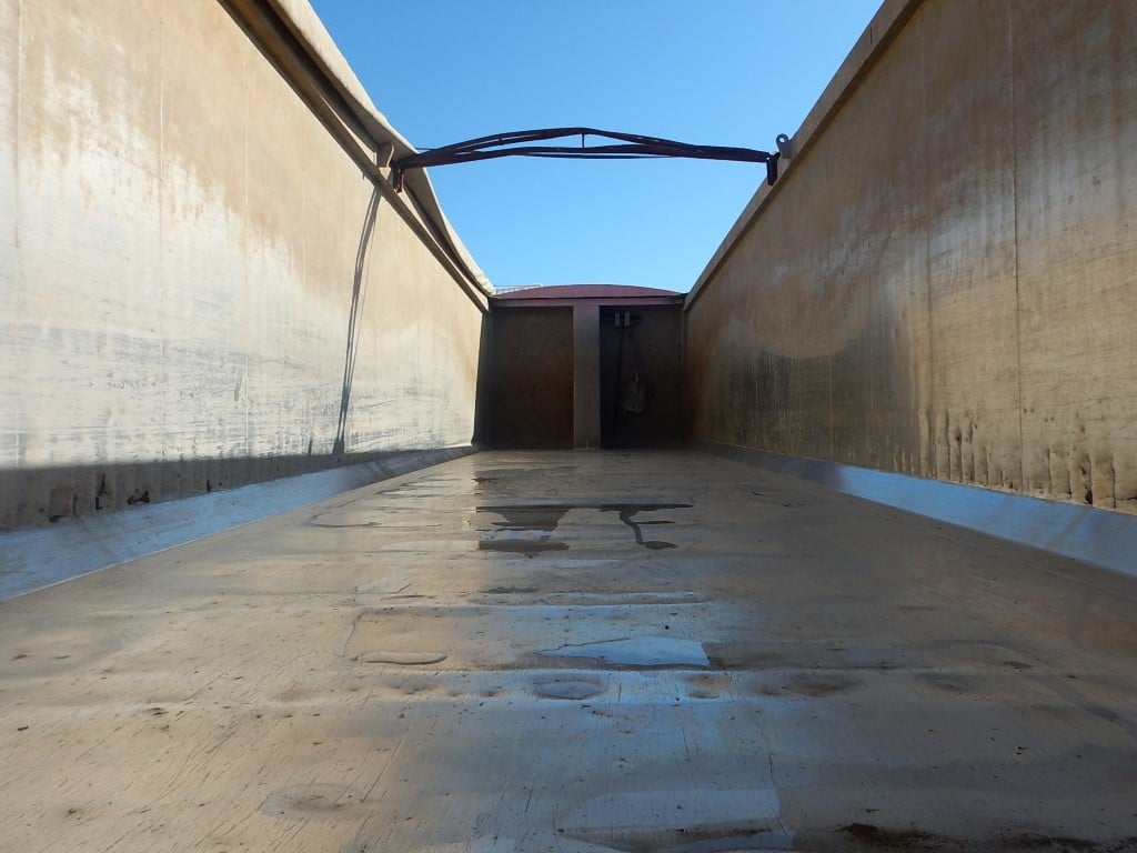 CRANE FRUEHAUF 65 CU-YD ALUMINIUM PLANK SIDED SLOPER BULK TIPPING ...