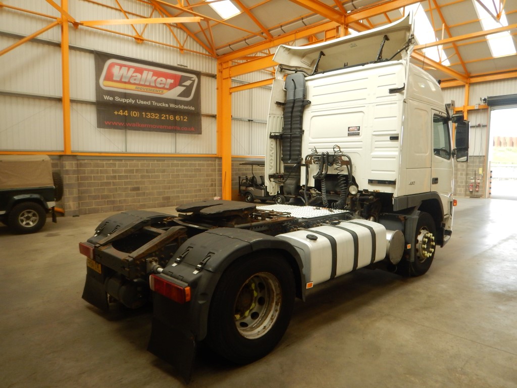 VOLVO FM12 GLOBETROTTER 4X2 TRACTOR UNIT - 2004 - FX54 CYL - Walker ...