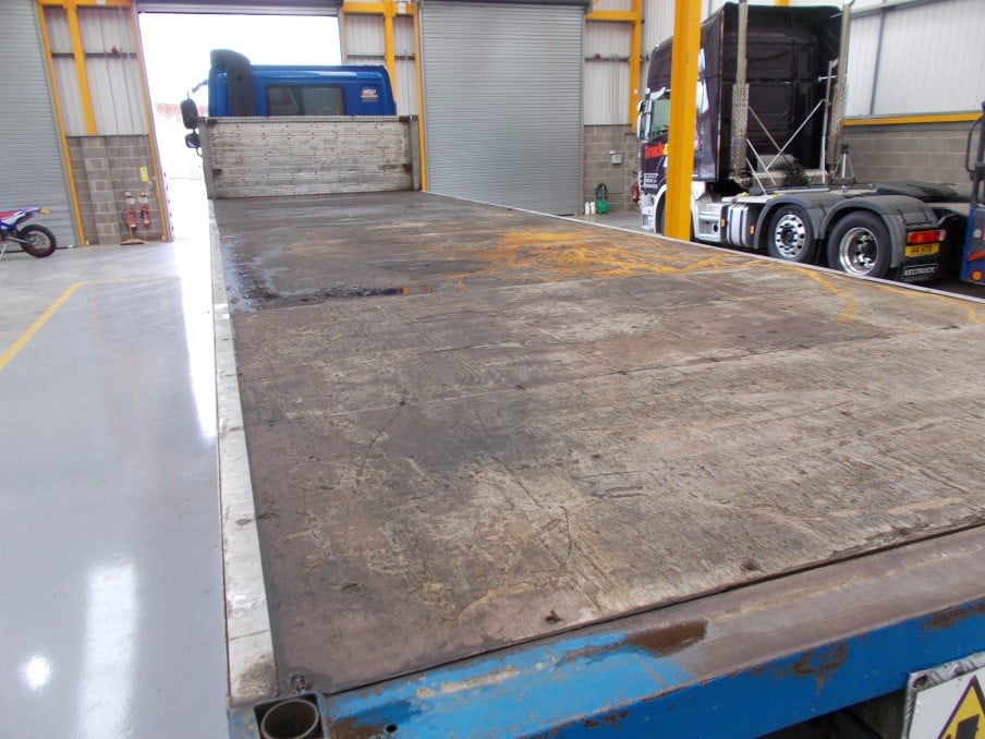 DAF CF75 310 EURO 5, 6X2 FLATBED – 2009 – YK09 WDD - Walker Movements