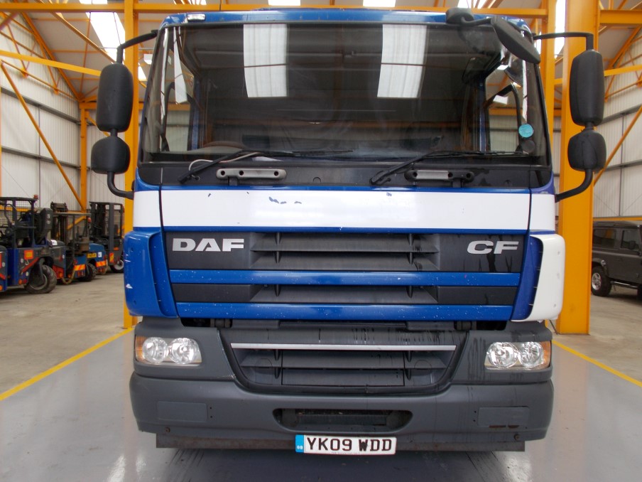 DAF CF75 310 EURO 5, 6X2 FLATBED – 2009 – YK09 WDD - Walker Movements