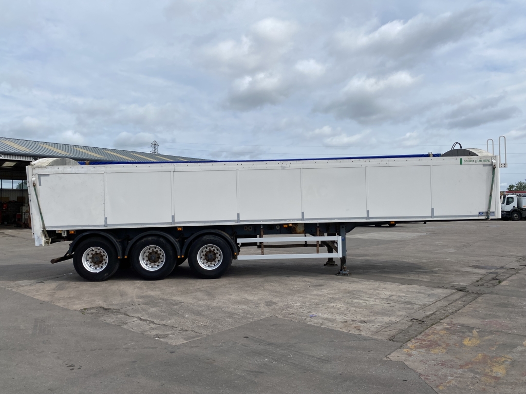 WILCOX ALUMINIUM AGGREGATE TIPPING TRAILER - 2002 - C111099 - Walker ...