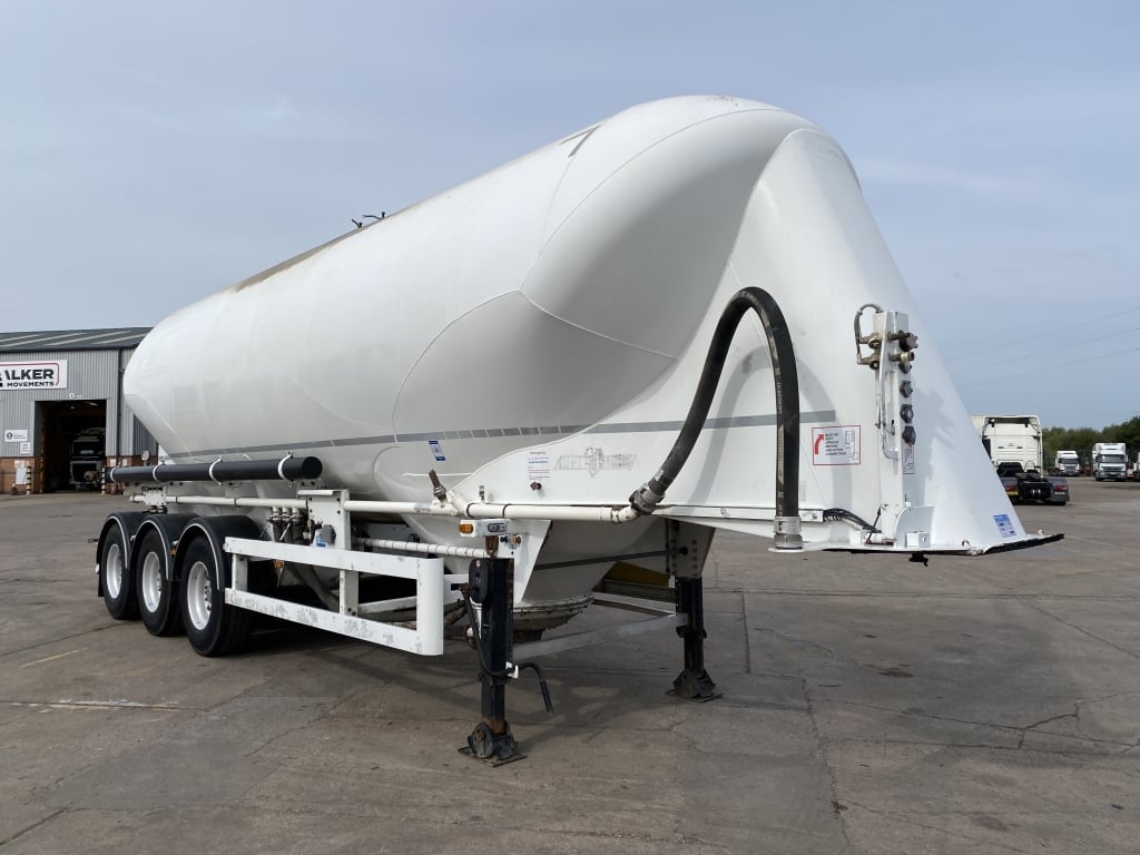 SPITZER EUROVRAC 37,000 LITRE CEMENT TANKER/BLOWER TRAILER - 2012 ...