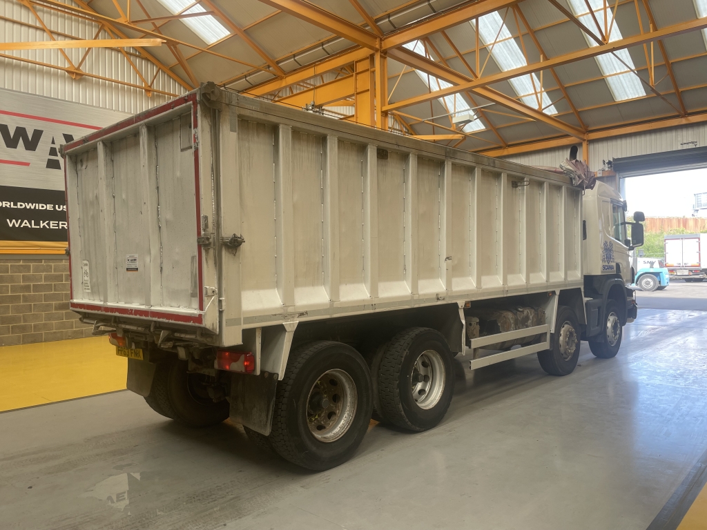 Tippers for Sale UK | Used Tipper Trucks for Sale - Walker Movements