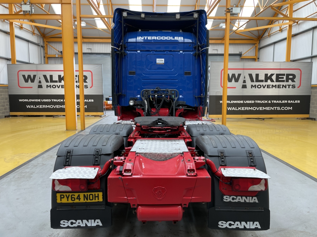 Tractor Units UK | Used Tractor Units for Sale - Walker Movements