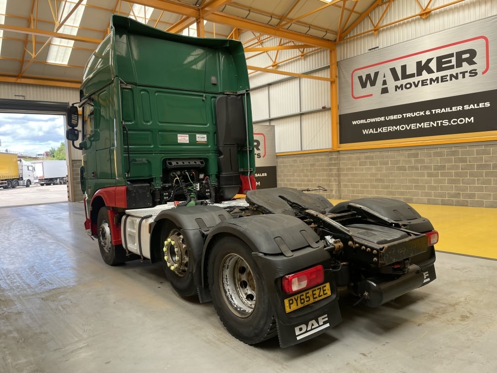 ERF ECX11 6X2 TRACTOR UNIT - 2002 - FY02 JWD - Walker Movements