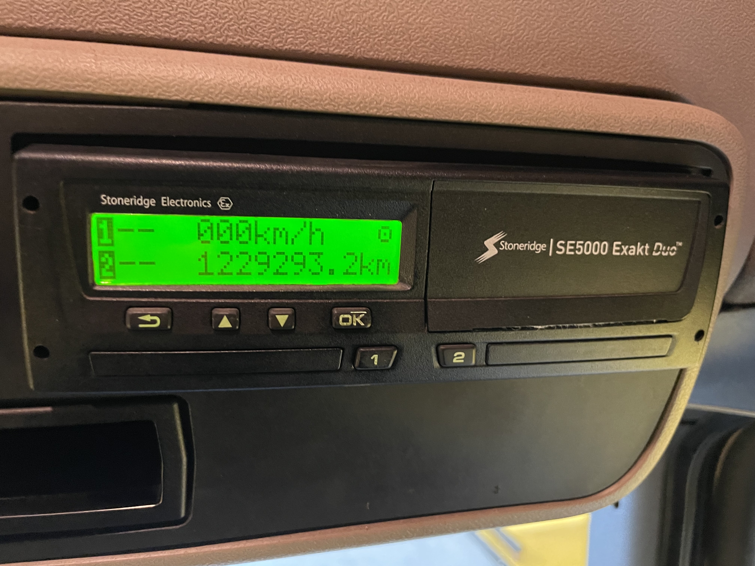 SCANIA R420 TOPLINE 6X2 TRACTOR UNIT – 2008 – PF08 SYP - Walker Movements