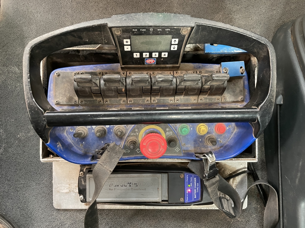 MAN TGA 26.350, 6X2 DRAWBAR SPEC ALUMINIUM INSULATED TIPPER/CRANE ...