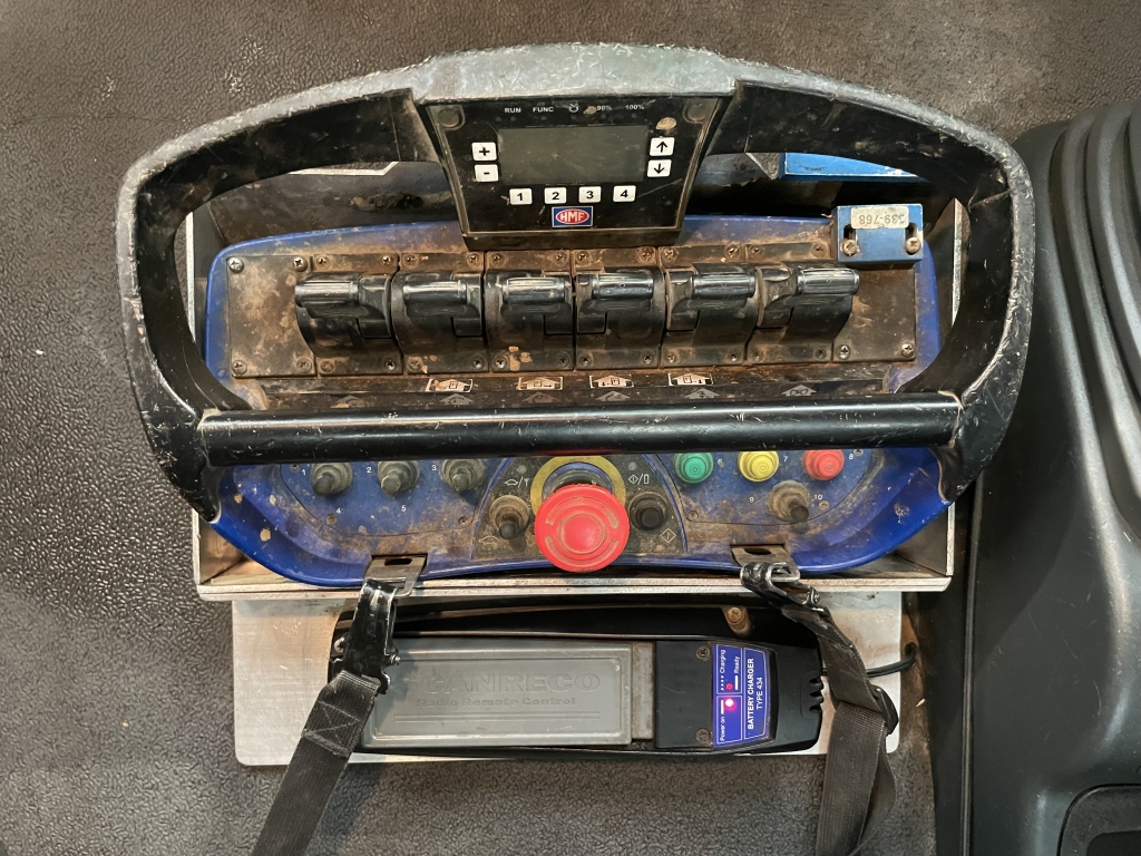 MAN TGS 26.360, 6X2 26 TONNE DRAWBAR SPEC BRICK GRAB – 2014 – DG64 VML ...