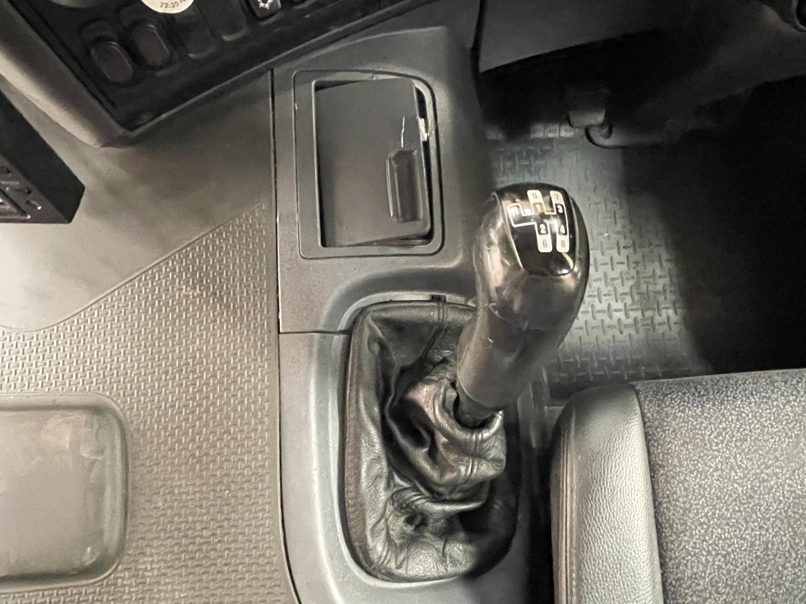 SCANIA P230 18 TONNE 4X2 REMOVAL/BOX TRUCK – 2007 – RX07 DSZ - Walker ...