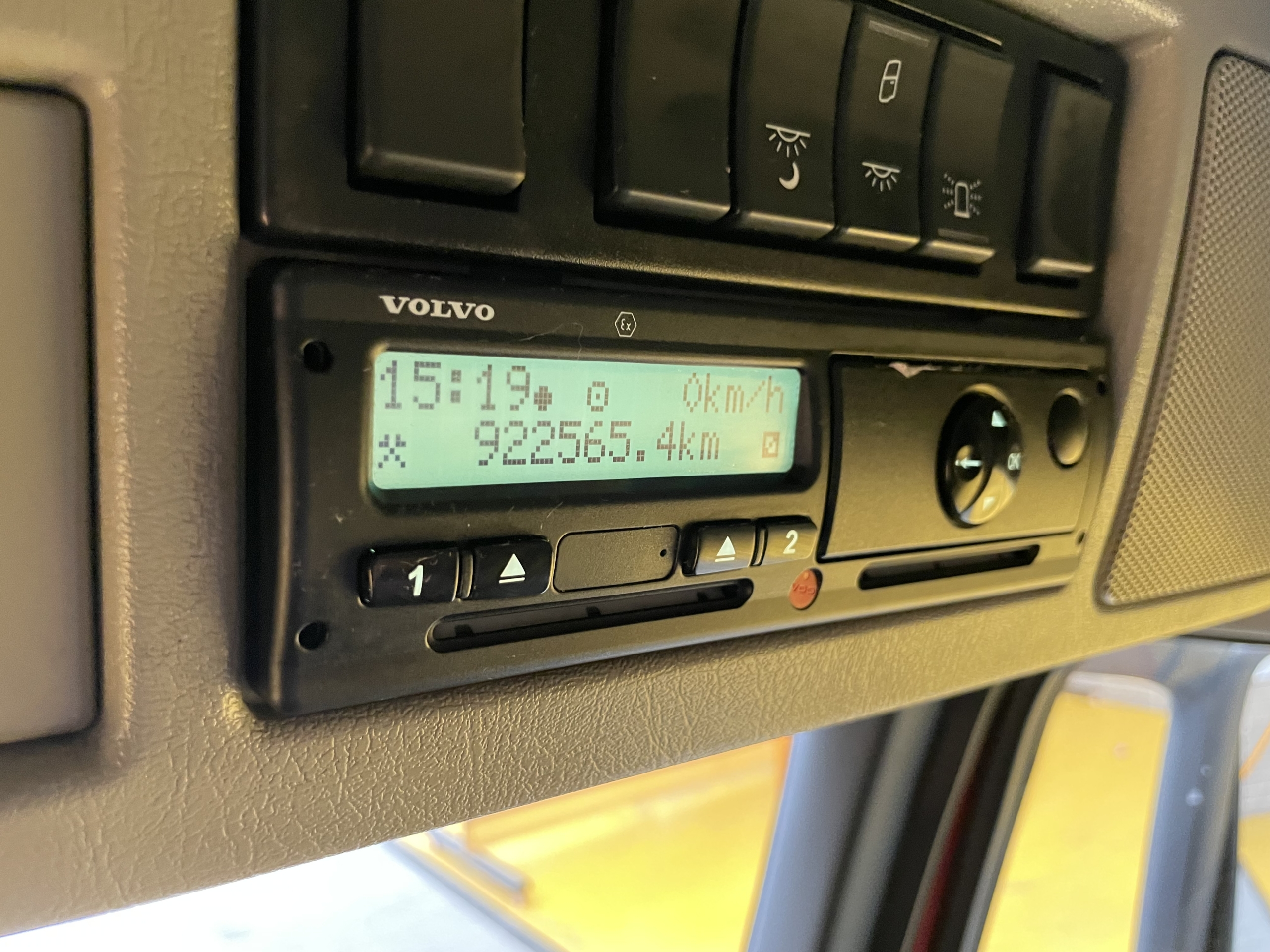 VOLVO FM 450 *EURO 6* ADR SPEC 6X2 TRACTOR UNIT – 2017 – YJ67 LHX ...