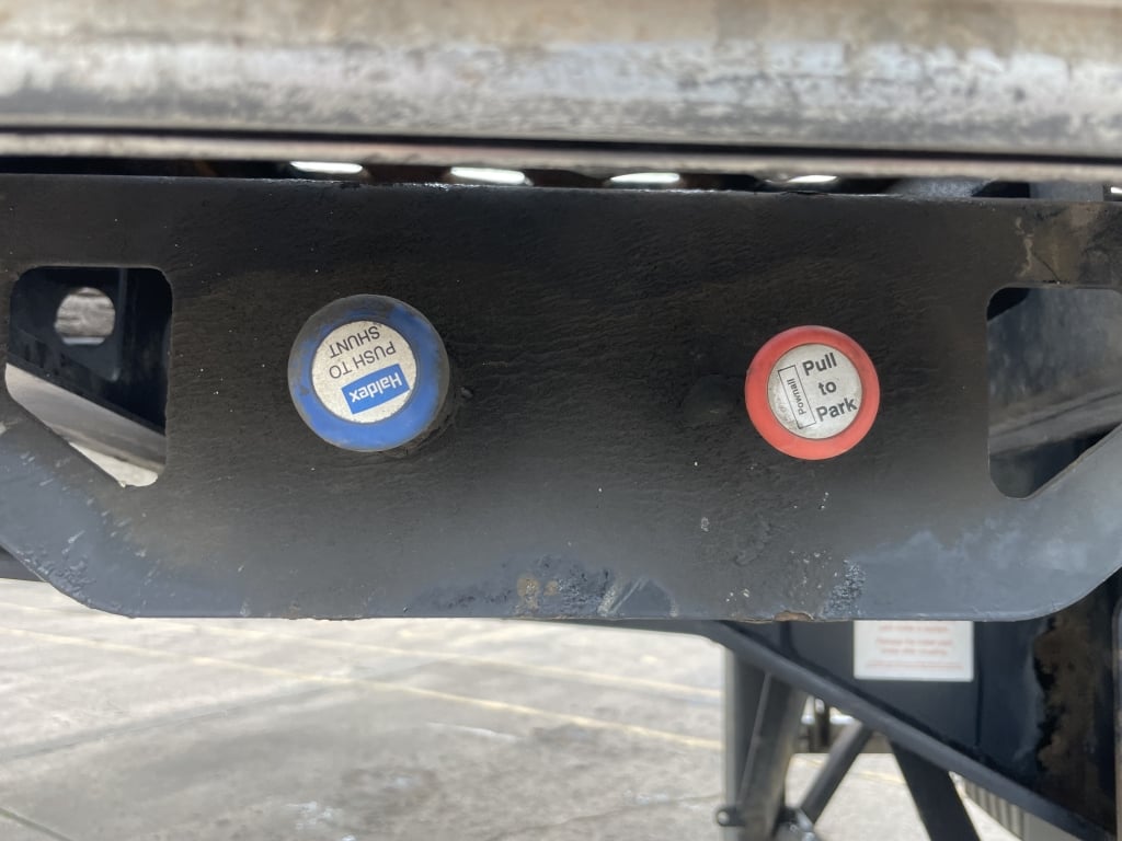 ABEL TANDEM AXLE DEMOUNTABLE DRAWBAR BOX TRAILER - 2013 - C359913 ...