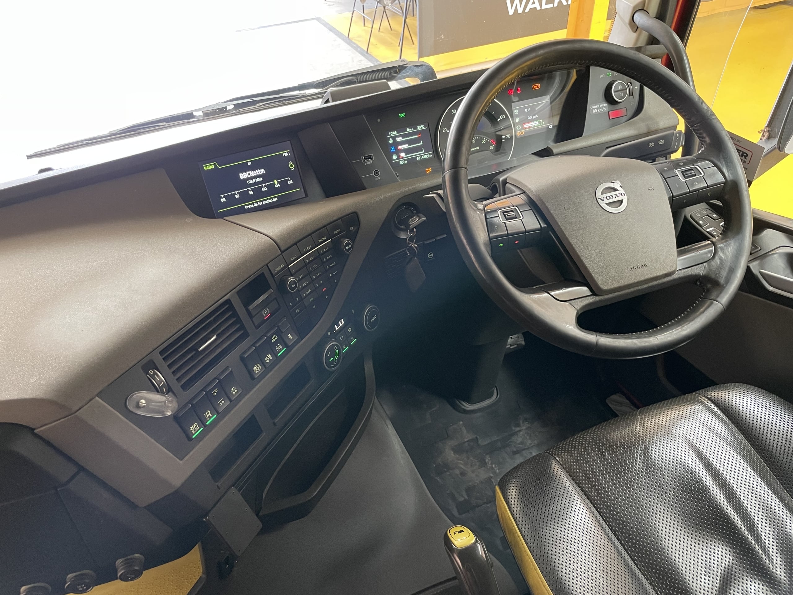 VOLVO FH 500 VERSION 4 GLOBETROTTER *EURO 6* 6X2 TAG AXLE TRACTOR UNIT ...