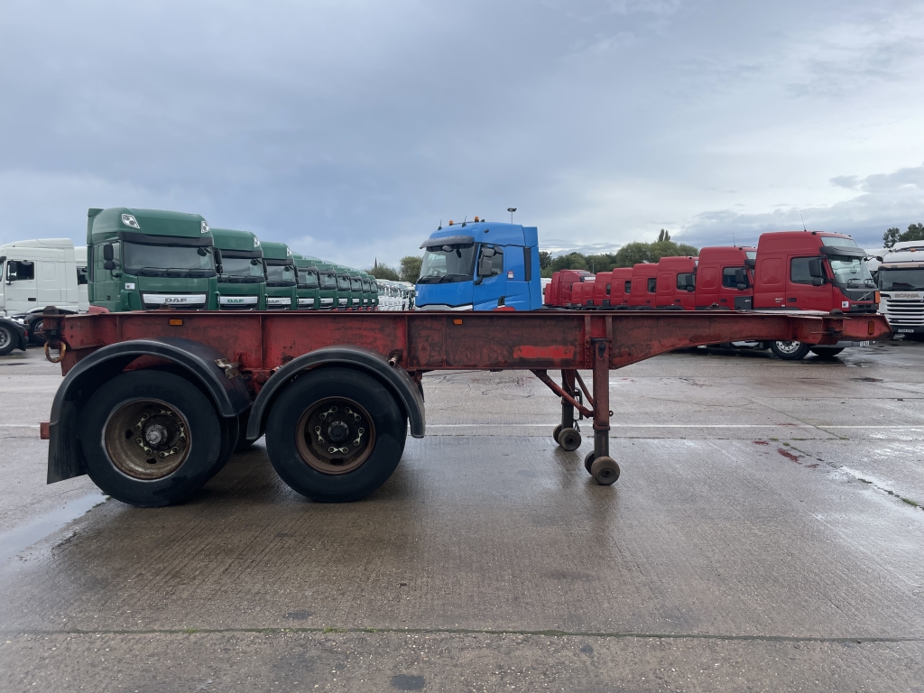 HGV Trailers for Sale | Used Truck Trailers - Walker Movements
