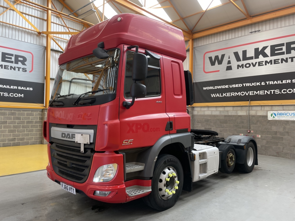 DAF XF106 SUPER SPACE CAB *EURO 6* 6X2 TRACTOR UNIT - 2014 - HN64 AZW ...