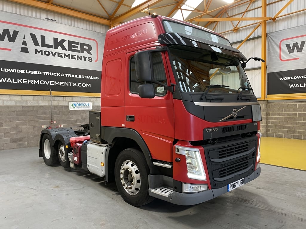 VOLVO FM 450 GLOBETROTTER *EURO 6* ADR SPEC 6X2 TRACTOR UNIT – 2017 – PO67 UGB - Walker Movements
