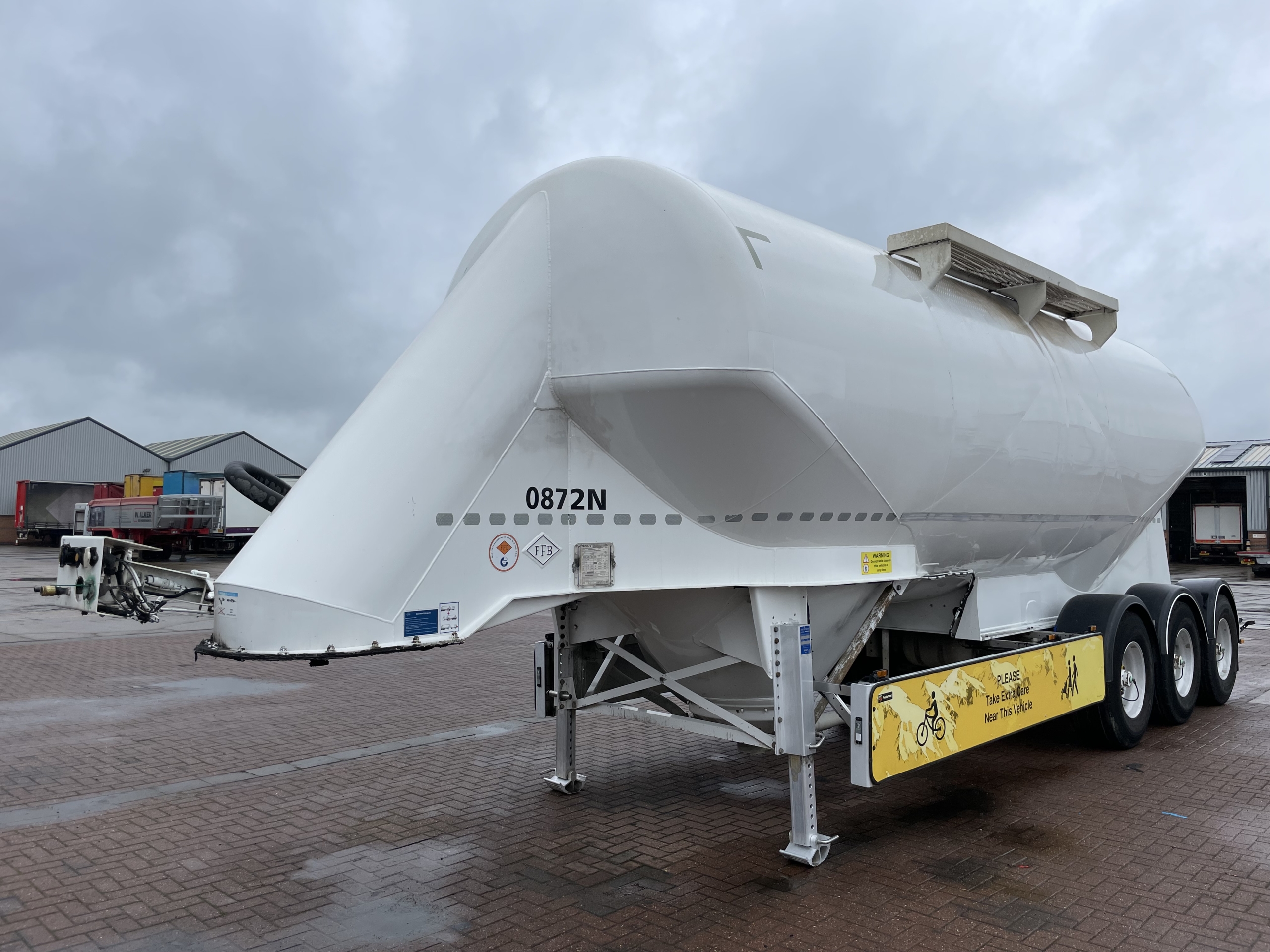 FELDBINDER 36,000 LITRE CEMENT TANKER/BLOWER TRAILER - 2013 - C343101 ...