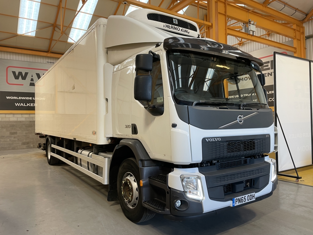 VOLVO FE 320 *EURO 6*, 4X2 FRIDGE/FREEZER – 2015 – PN65 ODH - Walker ...