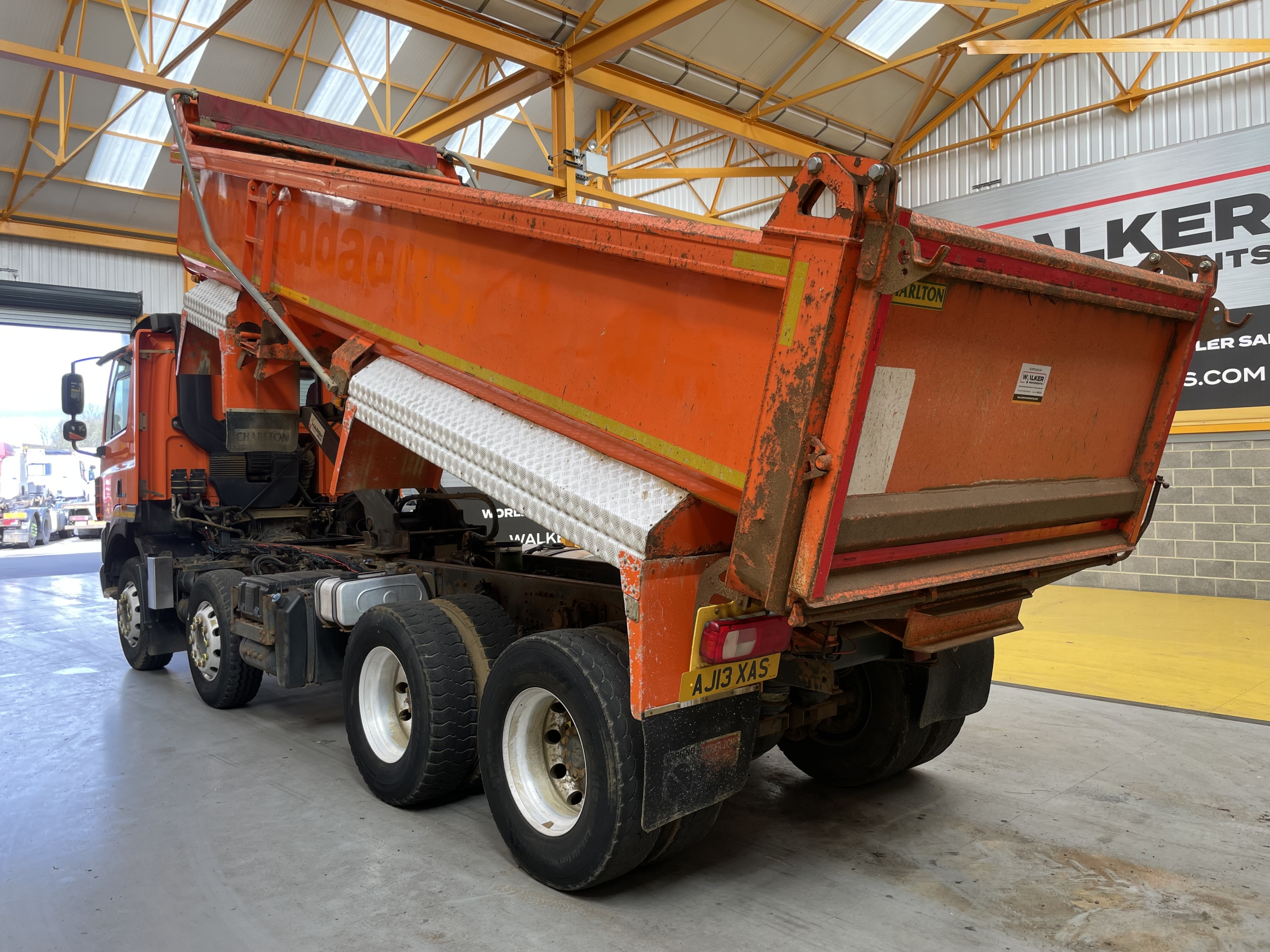 DAF CF85.410 EURO 5, 8X4 STEEL TIPPER – 2013 – AJ13 XAS - Walker Movements