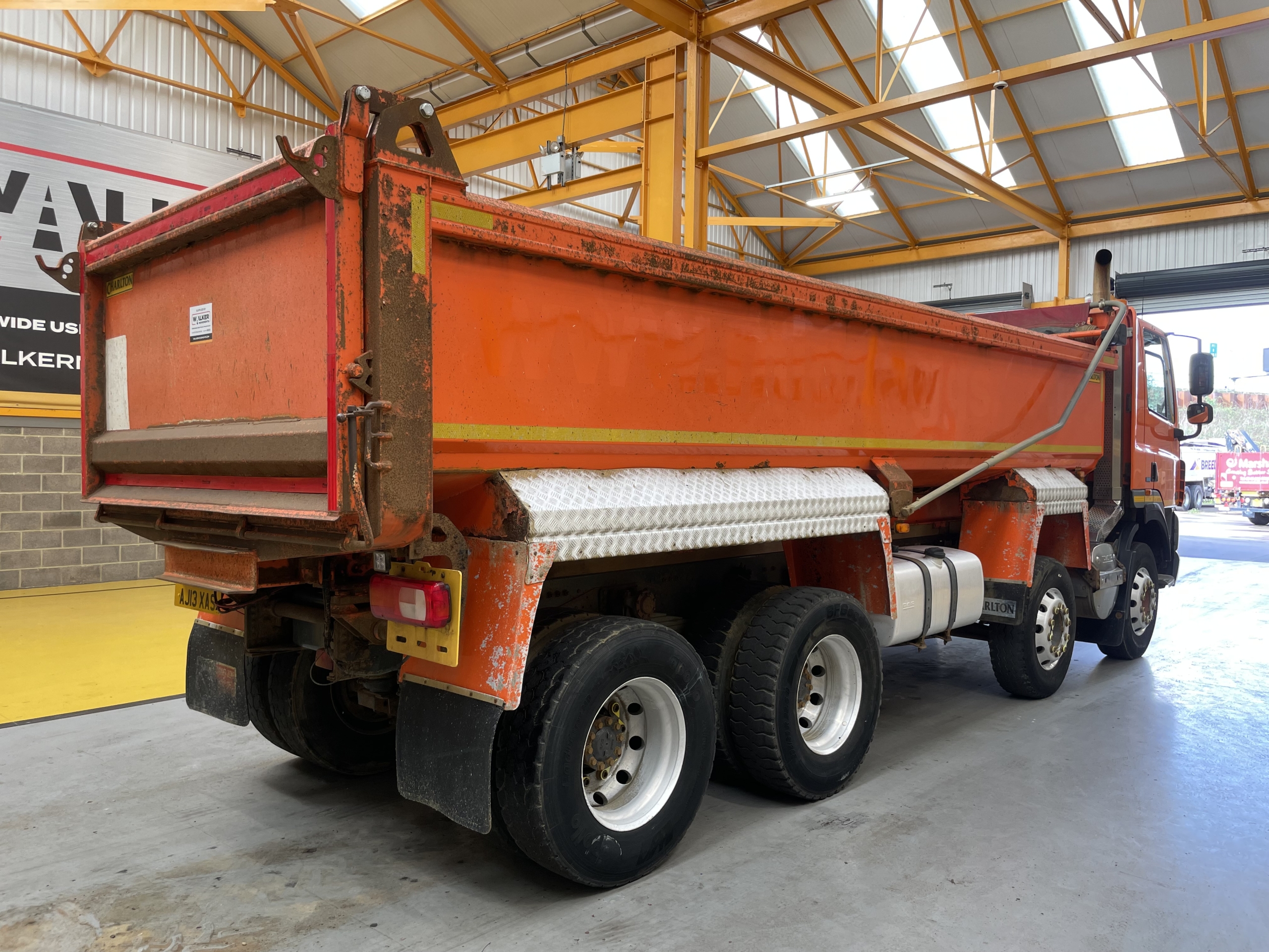 DAF CF85.410 EURO 5, 8X4 STEEL TIPPER – 2013 – AJ13 XAS - Walker Movements
