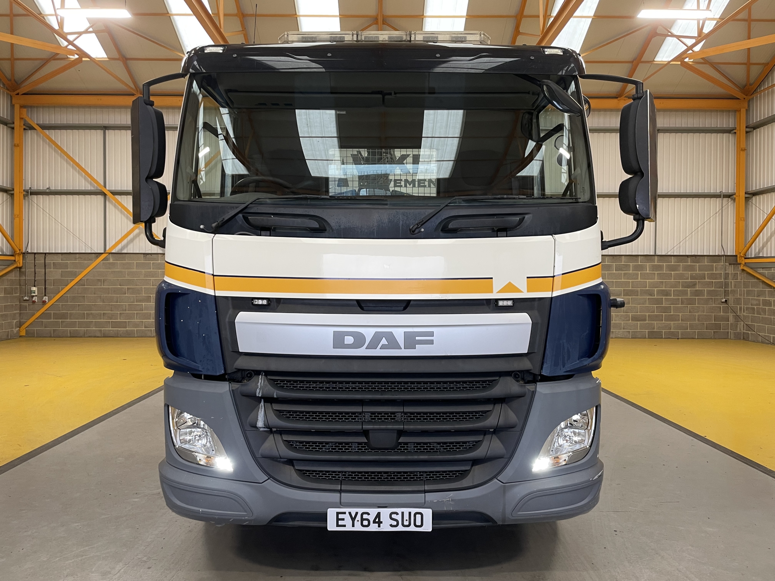 DAF CF 330 *EURO 6* 6X2 26 TONNE BRICK GRAB - 2015 - EY64 SUO - Walker ...