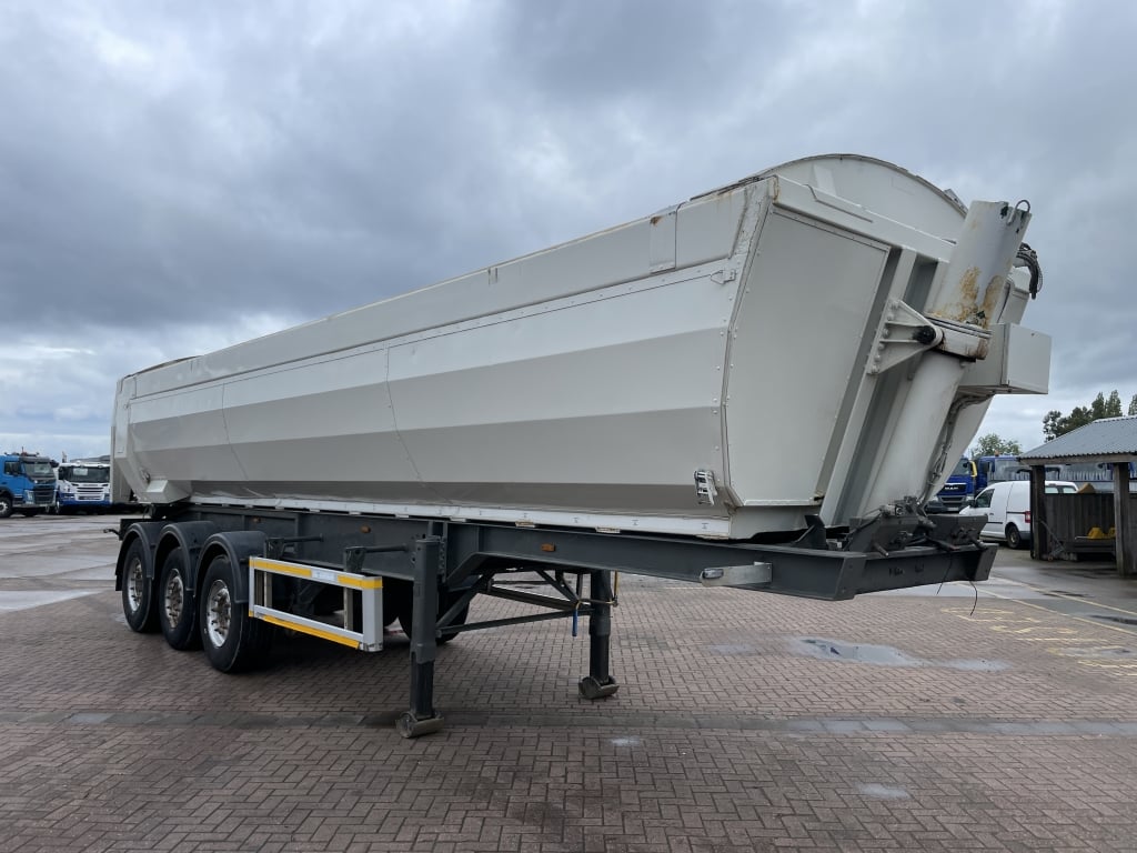 KELBERG STEEL INSULATED AGGREGATE TIPPING TRAILER - 2012 - C329512 ...