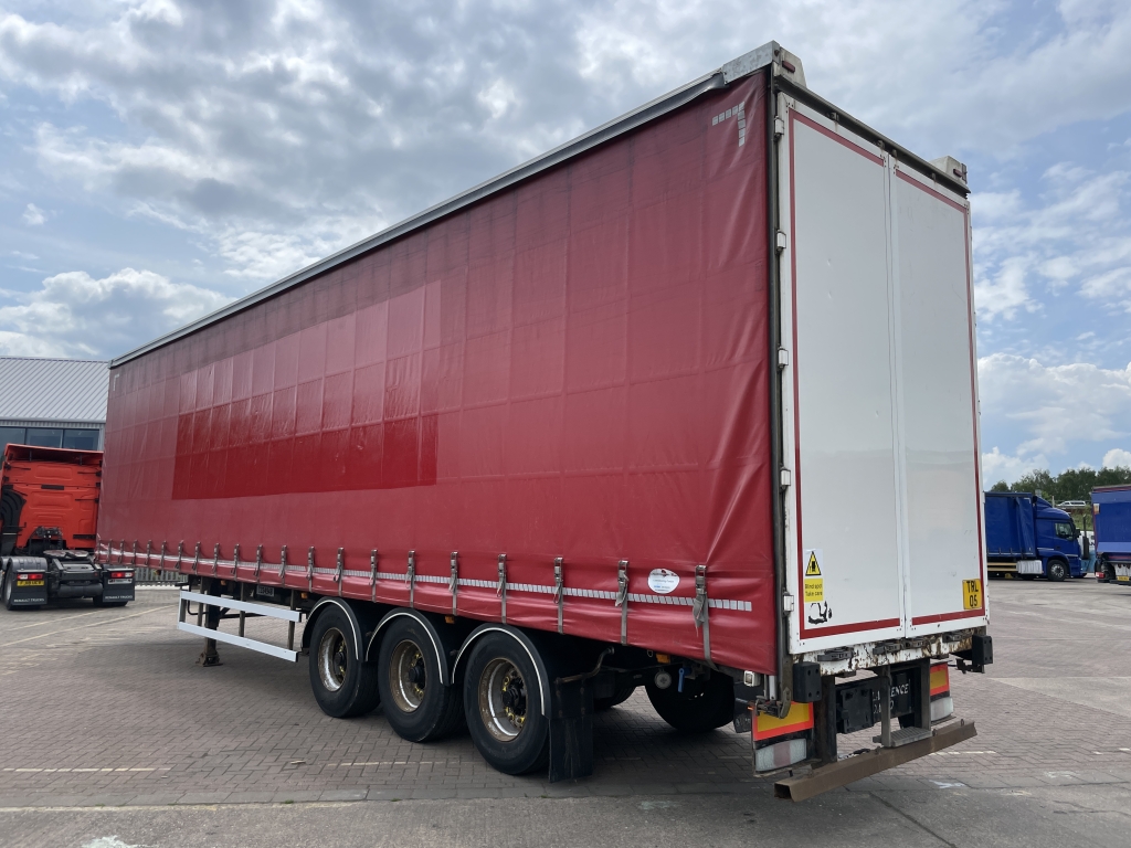 HGV Trailers for Sale | Used Truck Trailers - Walker Movements