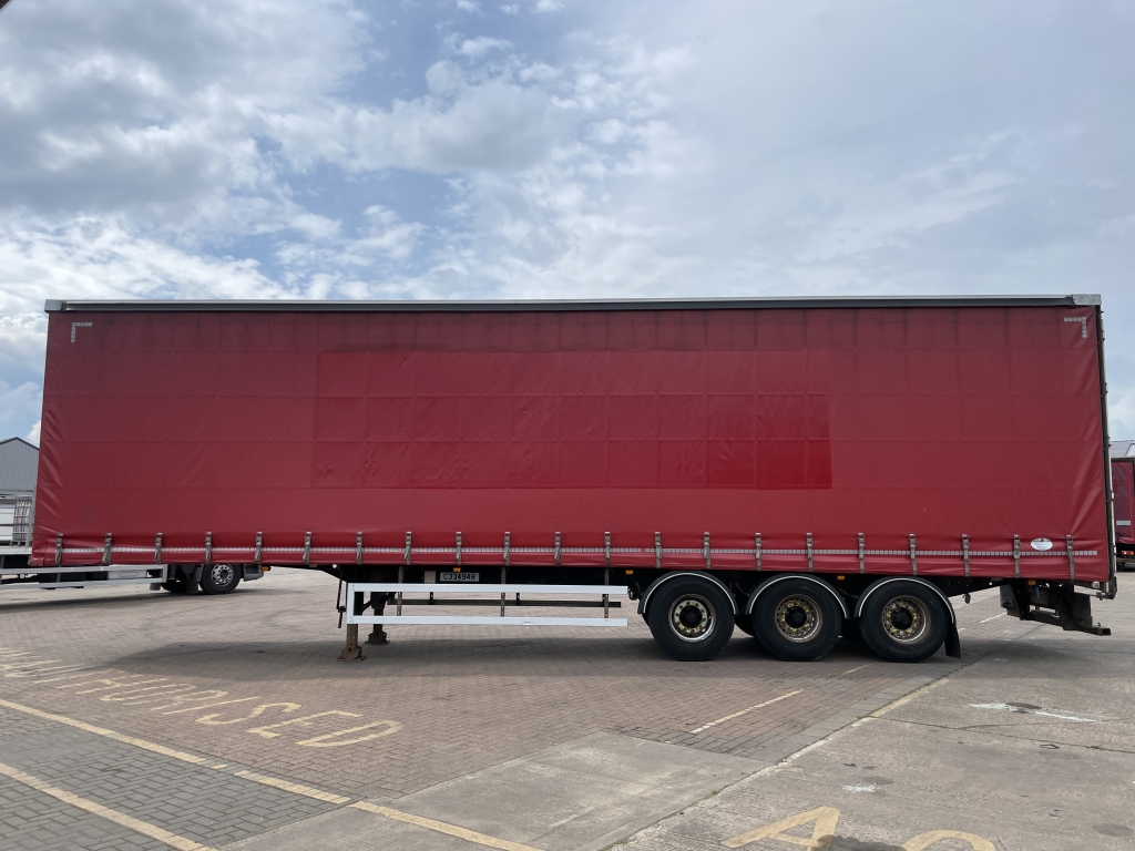 HGV Trailers for Sale | Used Truck Trailers - Walker Movements