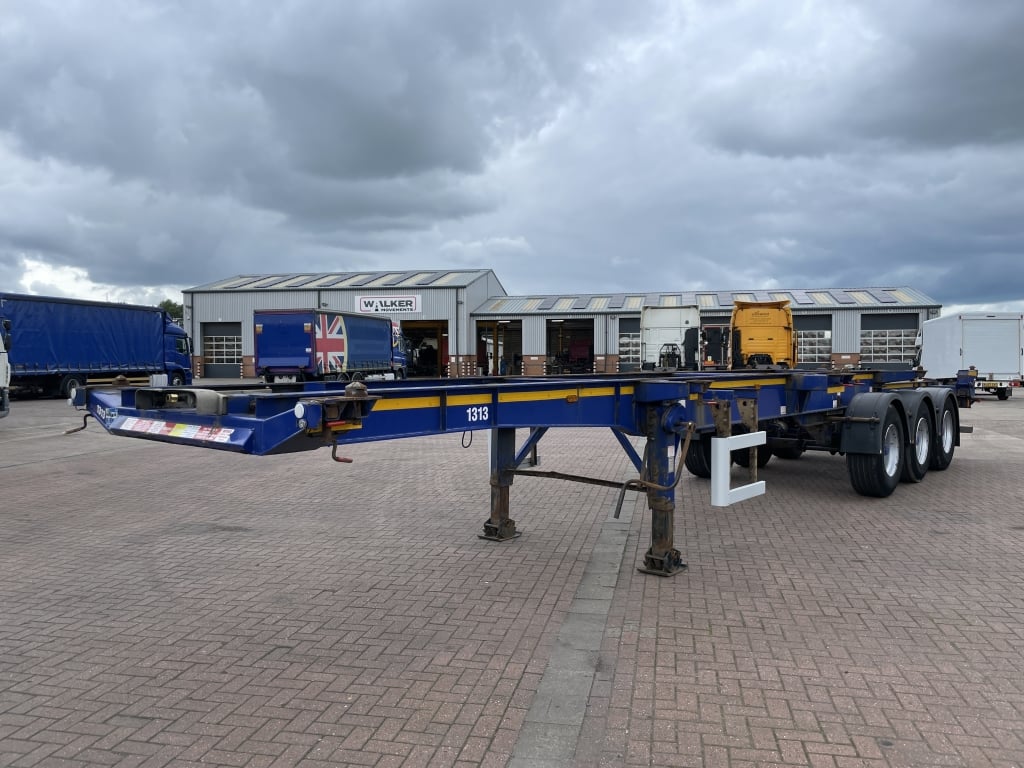 HGV Trailers for Sale | Used Truck Trailers - Walker Movements