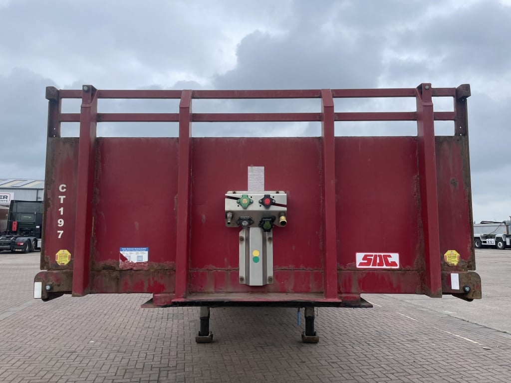 HGV Trailers for Sale | Used Truck Trailers - Walker Movements