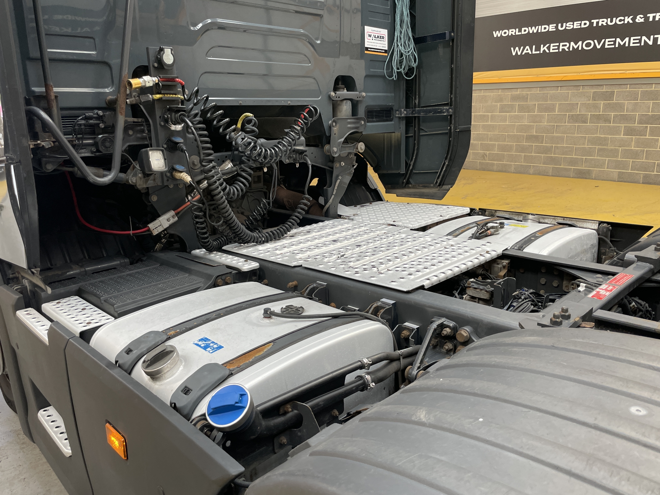 SCANIA NEW GENERATION R450 *EURO 6* HIGHLINE 6X2 TRACTOR UNIT – 2017 ...