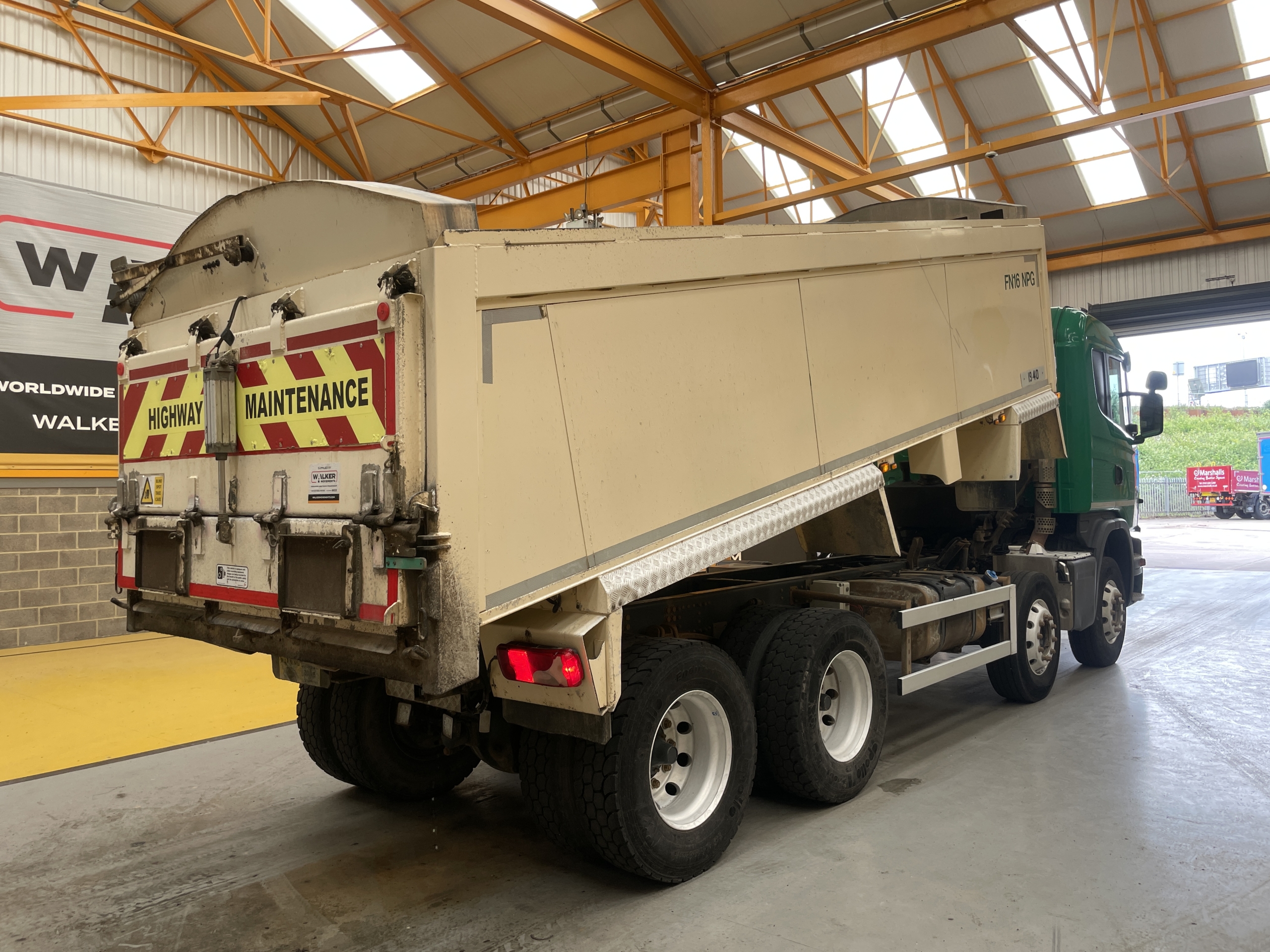 SCANIA G410 *EURO 6*, 8X4 ALUMINIUM INSULATED TIPPER – 2016 – FN16 NPG ...