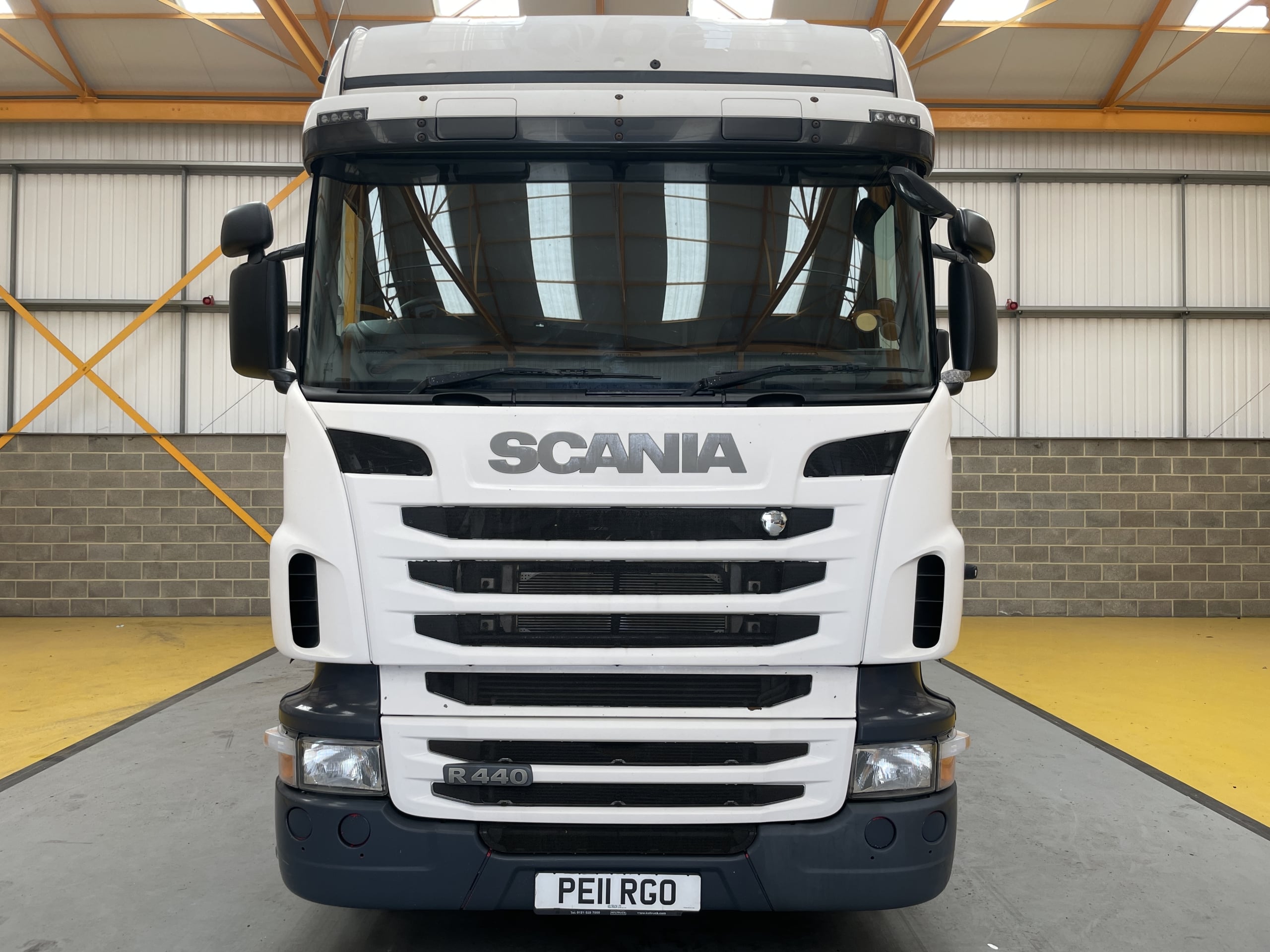 SCANIA R440 HIGHLINE EURO 5 6X2 TRACTOR UNIT – 2011 – PE11 RGO - Walker ...