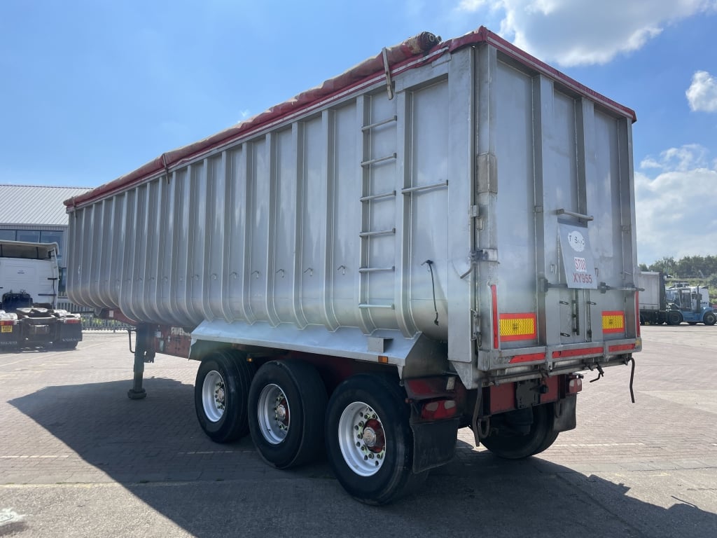 HGV Trailers for Sale | Used Truck Trailers - Walker Movements