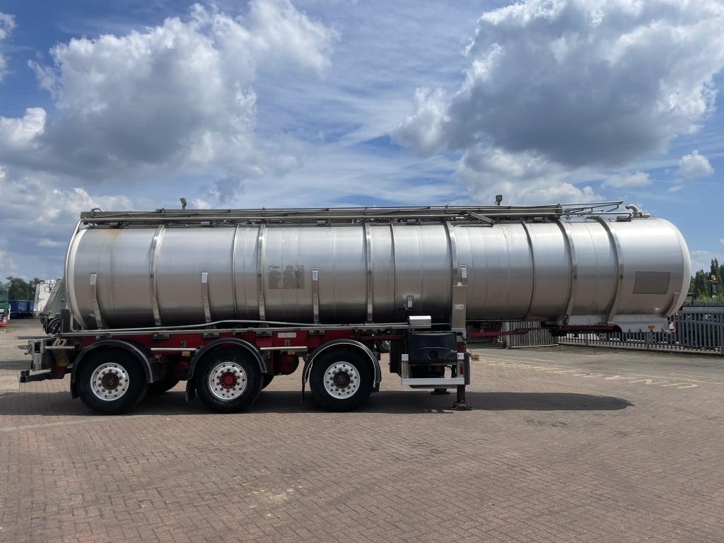 HGV Trailers for Sale | Used Truck Trailers - Walker Movements