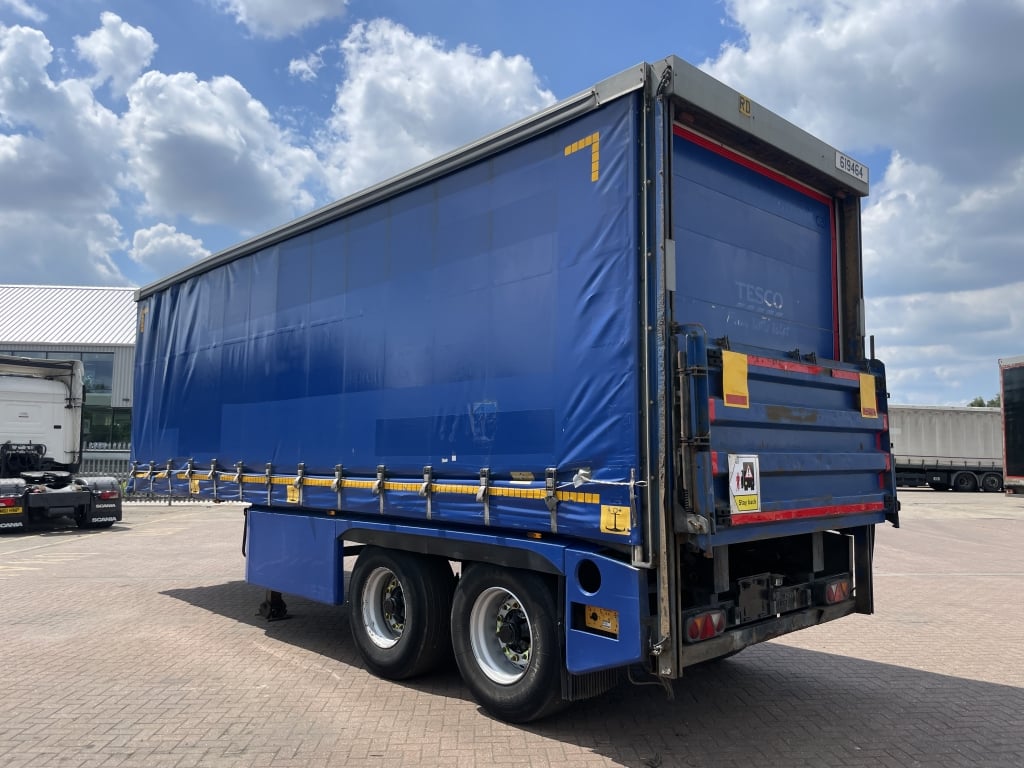 HGV Trailers for Sale | Used Truck Trailers - Walker Movements