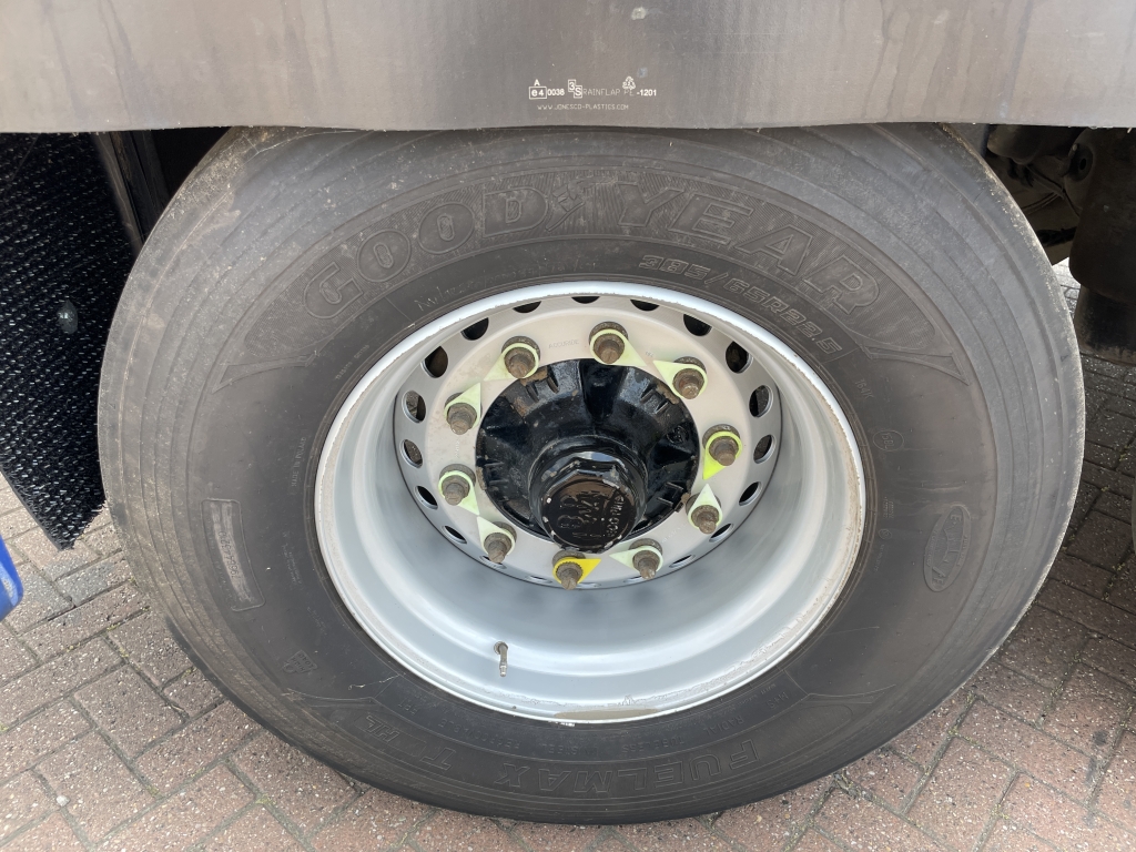 HGV Trailers for Sale | Used Truck Trailers - Walker Movements