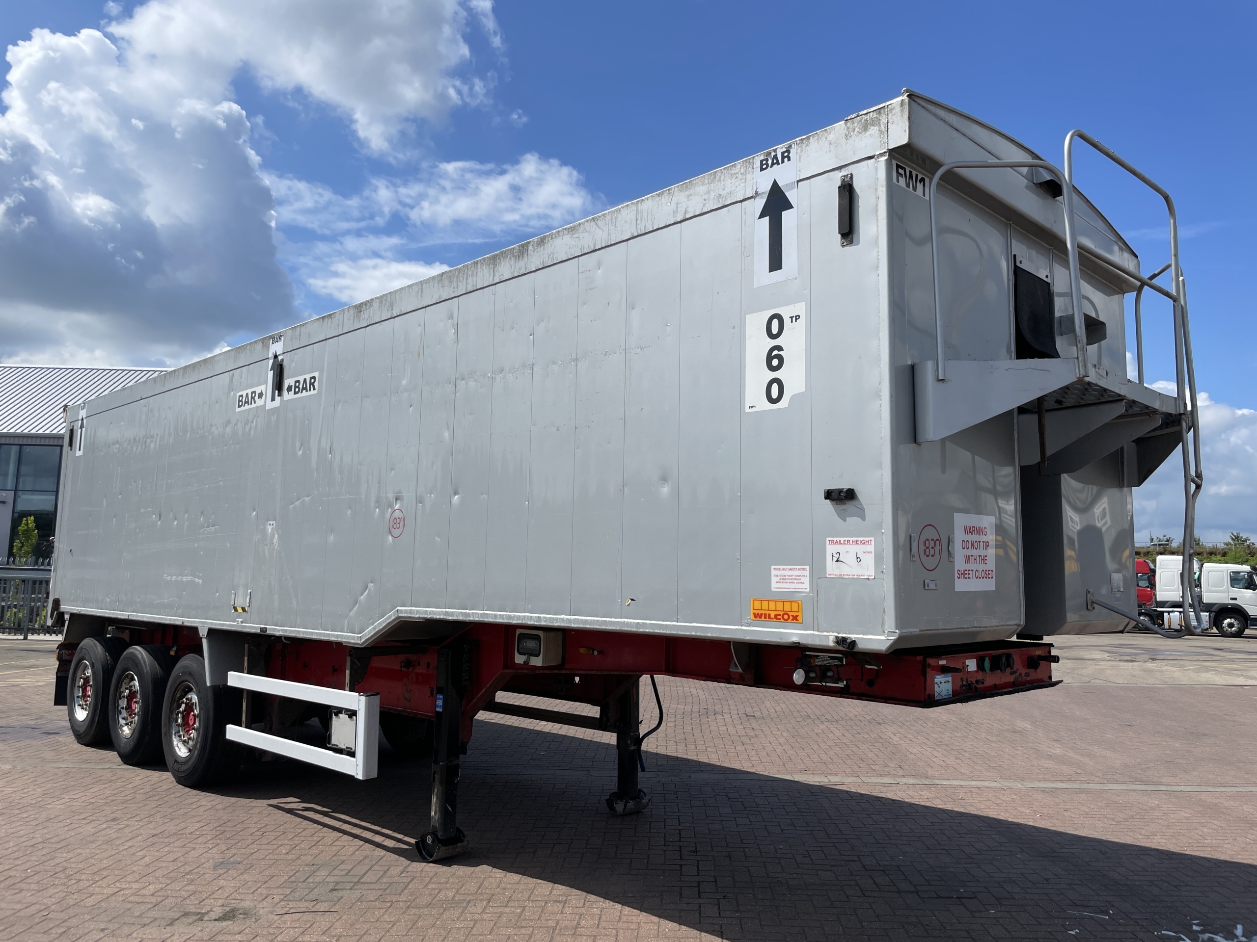 WILCOX 65 CU YD PLANK SIDED BULK TIPPING TRAILER - 2010 - C298541 ...