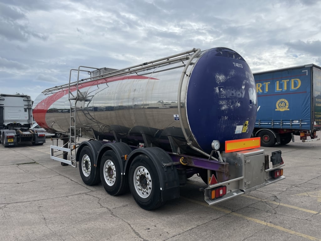 HGV Trailers for Sale | Used Truck Trailers - Walker Movements