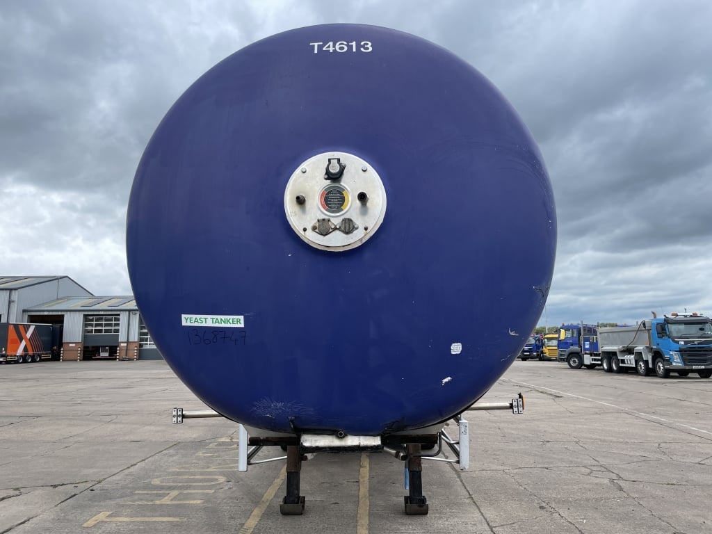 HGV Trailers for Sale | Used Truck Trailers - Walker Movements