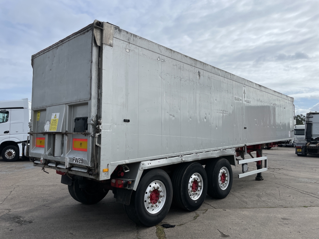 HGV Trailers for Sale | Used Truck Trailers - Walker Movements
