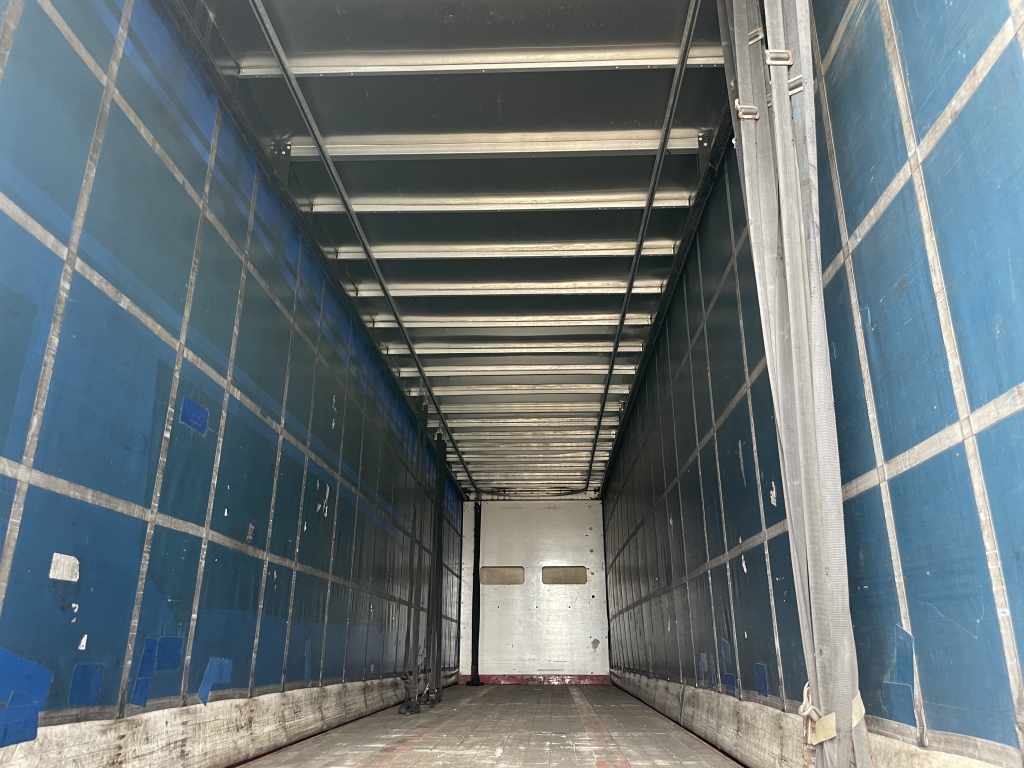 HGV Trailers for Sale | Used Truck Trailers - Walker Movements