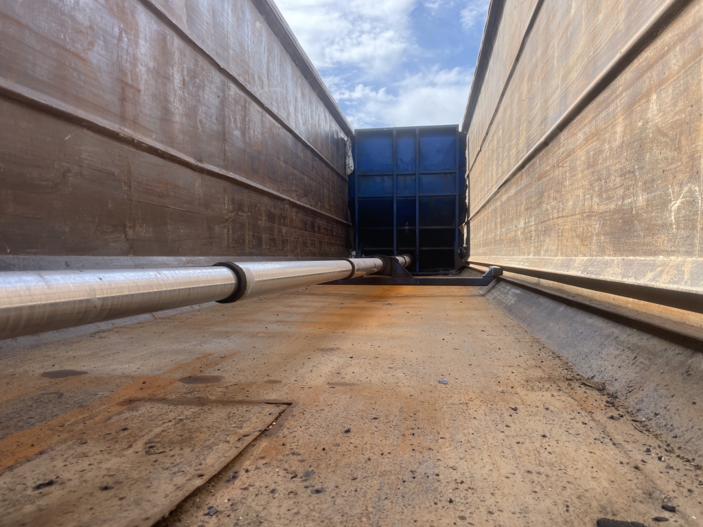 HGV Trailers for Sale | Used Truck Trailers - Walker Movements