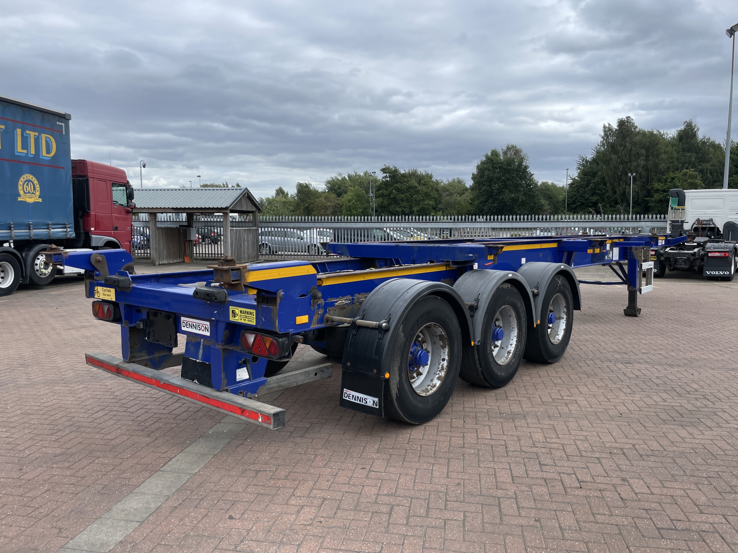 DENNISON LOCK AND GO SLIDING SKELETAL TRAILER – 2013 – C347471 - Walker ...