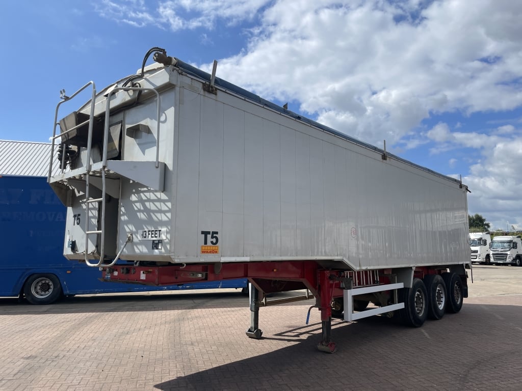 HGV Trailers for Sale | Used Truck Trailers - Walker Movements