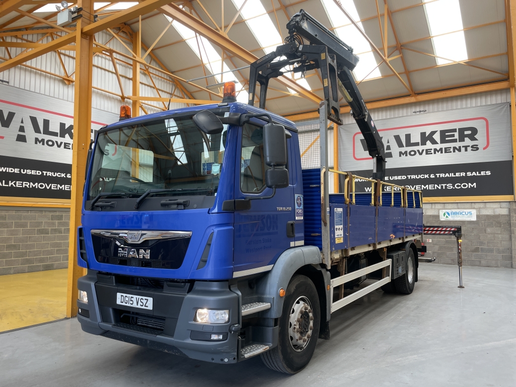 Used Commercial Trucks | Commercial Vehicles for Sale - Walker Movements