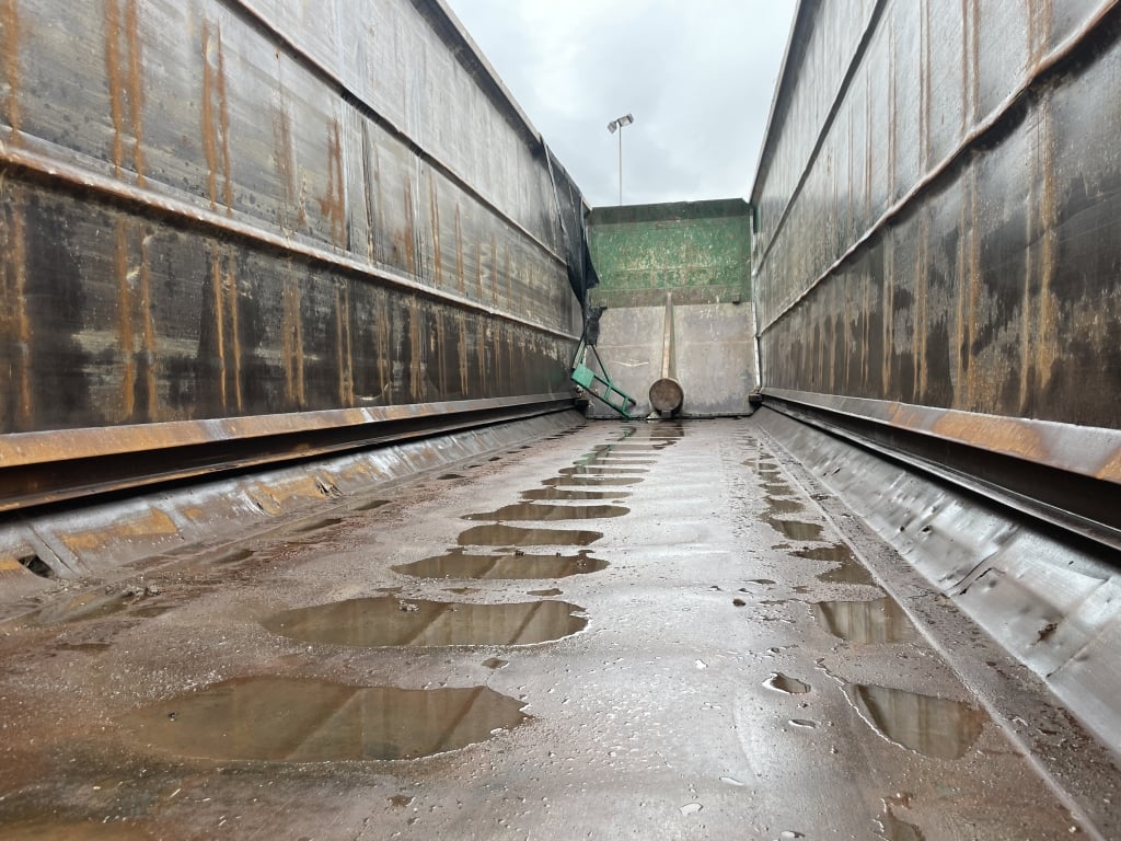 HGV Trailers for Sale | Used Truck Trailers - Walker Movements