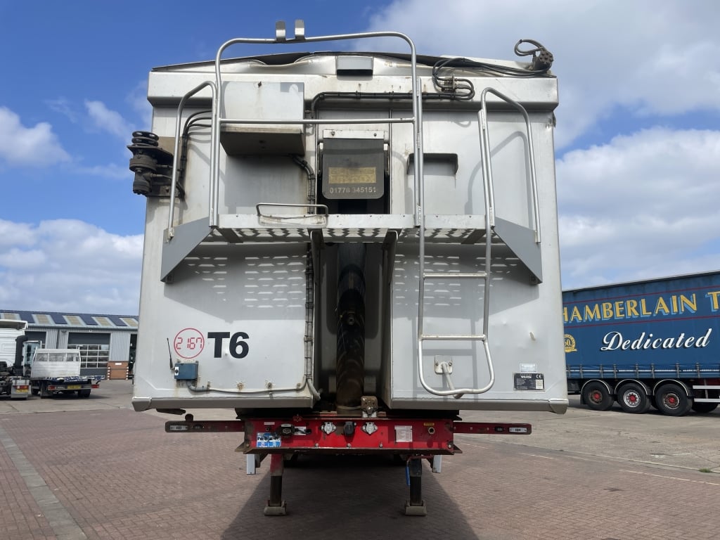 HGV Trailers for Sale | Used Truck Trailers - Walker Movements